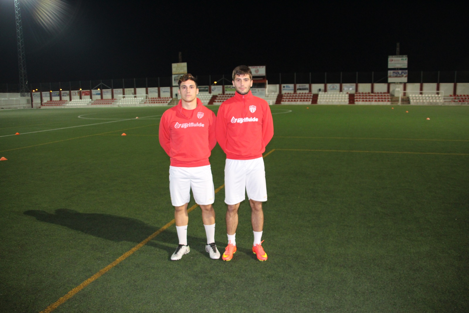 Joel y Fernando Barrera son ya nuevos jugadores del Lora C.F. - Lora ...