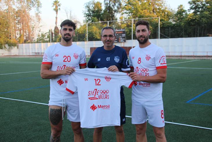 FÚTBOL: Presentados en la tarde del jueves “Chino” y “Curiana” como ...